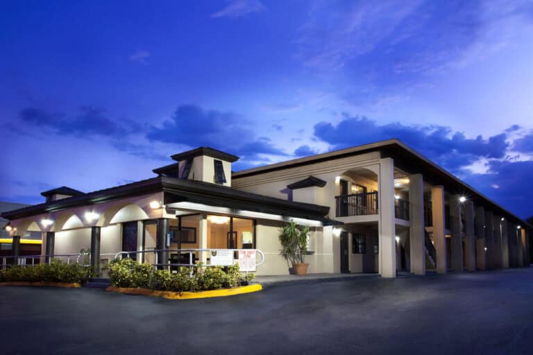 Knights Inn – Find & Book Economy Hotels